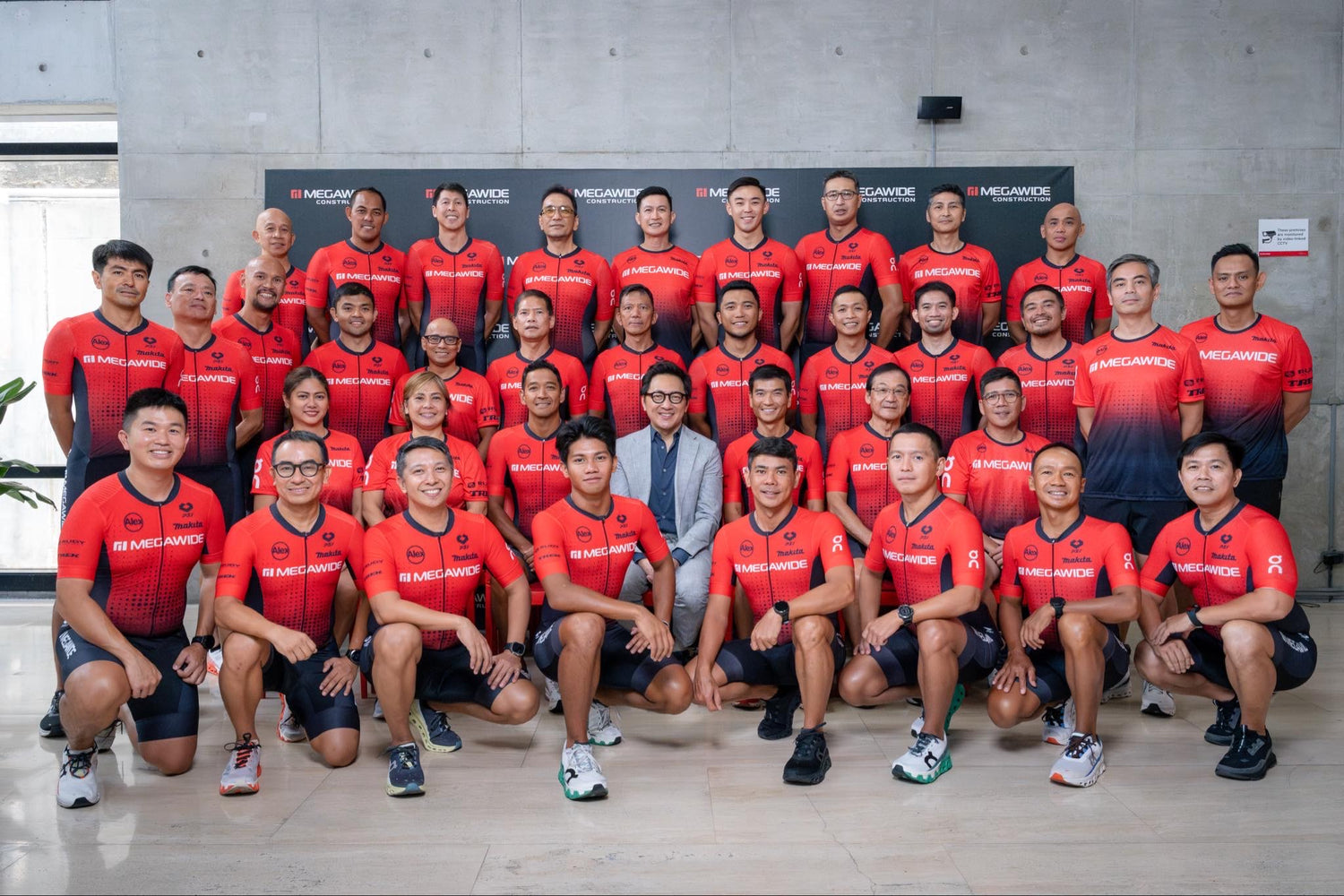 TEAM MEGAWIDE TAKES ON THE ICONIC IRONMAN PHILIPPINES RACE – RaceDay Expo